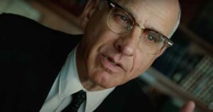 Dutch Angle Shot Explained: 8 Brilliant Examples, Uses – Flickside