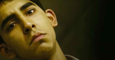 Dutch Angle Shot Explained: 8 Brilliant Examples, Uses – Flickside