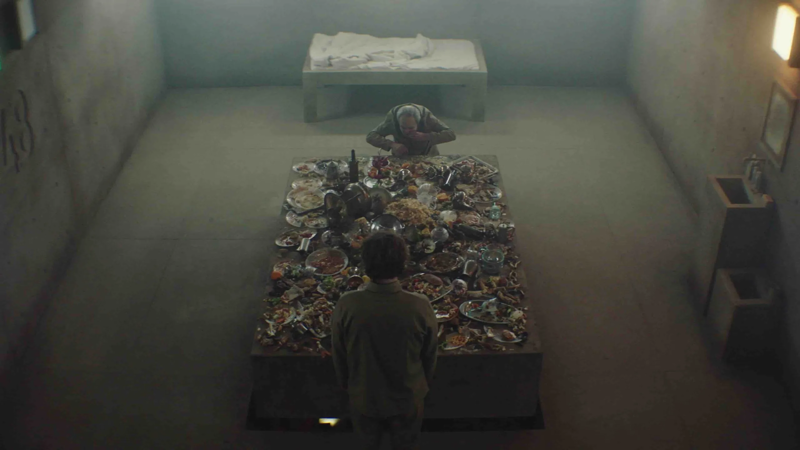 The Platform (2019) Explained: Plot, Themes & Ending – Flickside