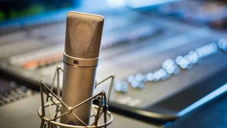 How To Become A Voice Actor: The Ultimate Guide – Flickside